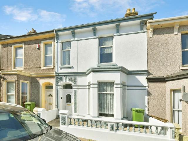 4 bedroom terraced house for sale