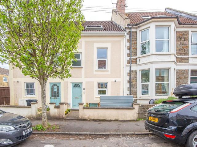 4 bedroom terraced house for sale