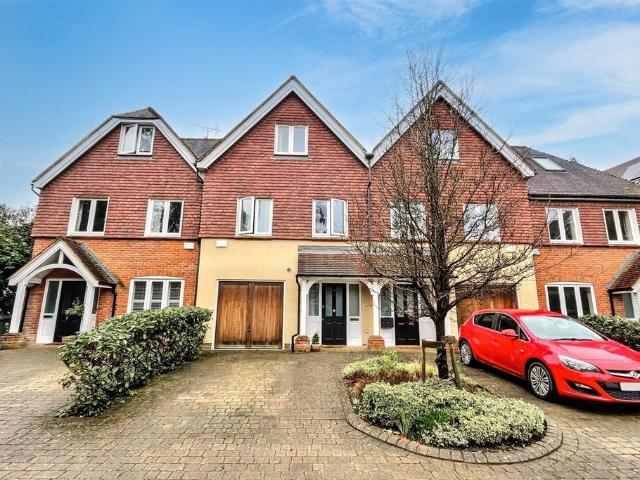 4 bedroom terraced house for sale