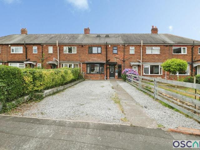 4 bedroom terraced house for sale