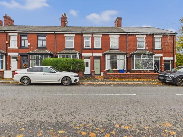 4 bedroom terraced house for sale