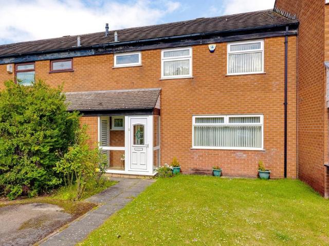 4 bedroom terraced house for sale