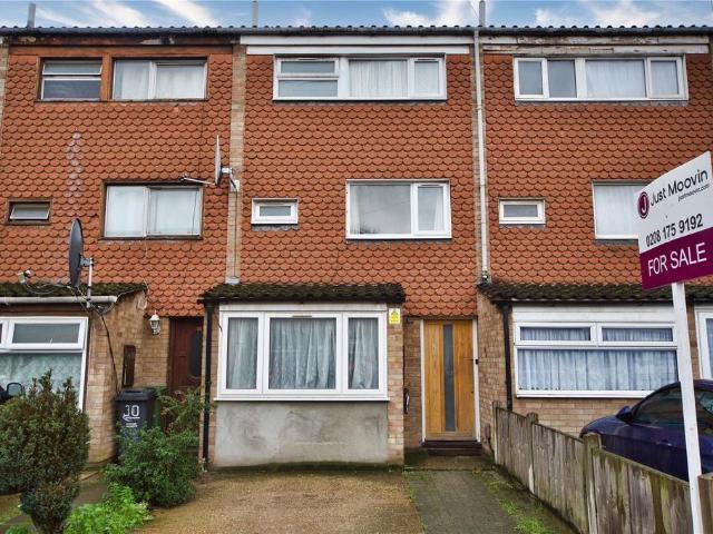 4 bedroom terraced house for sale