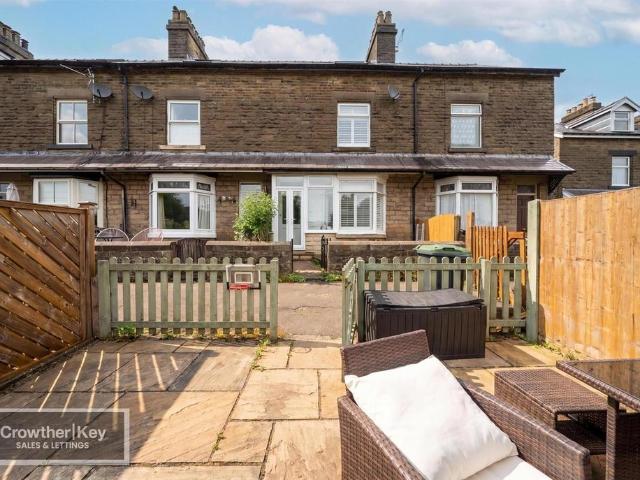 4 bedroom terraced house for sale
