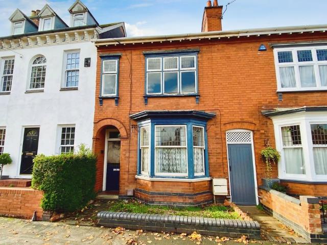 4 bedroom terraced house for sale