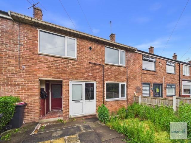 4 bedroom terraced house for sale