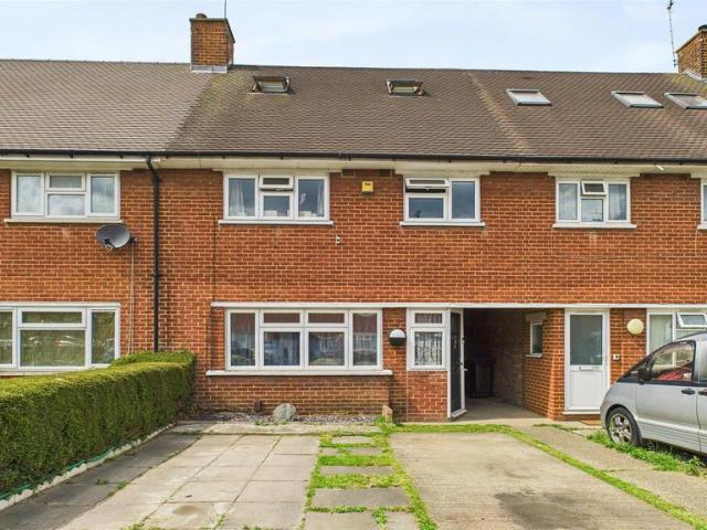 4 bedroom terraced house for sale