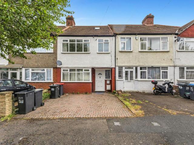 4 bedroom terraced house for sale