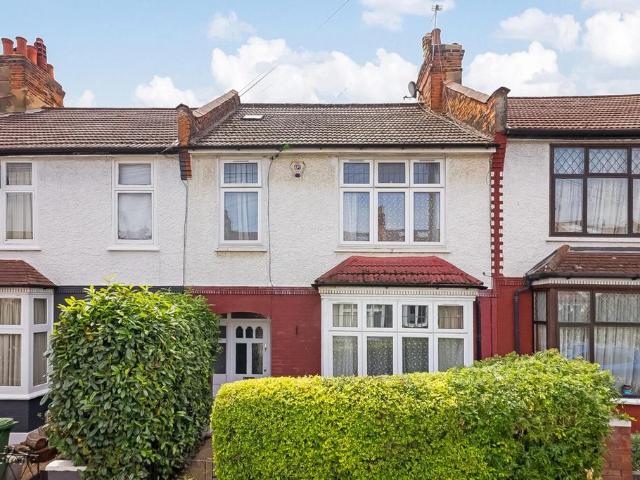 4 bedroom terraced house for sale