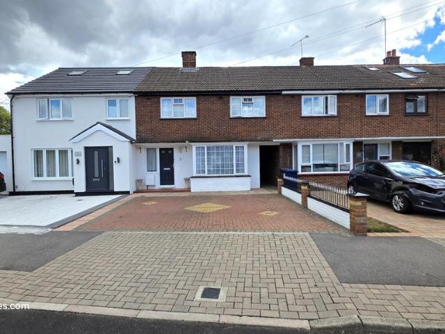 4 bedroom terraced house for sale