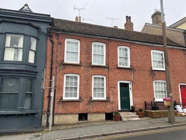 4 bedroom terraced house for sale