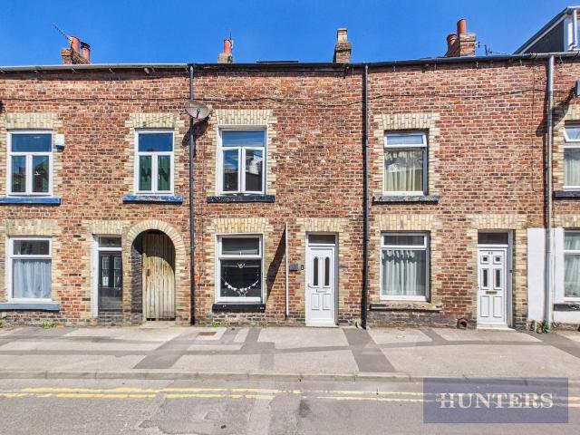4 bedroom terraced house for sale