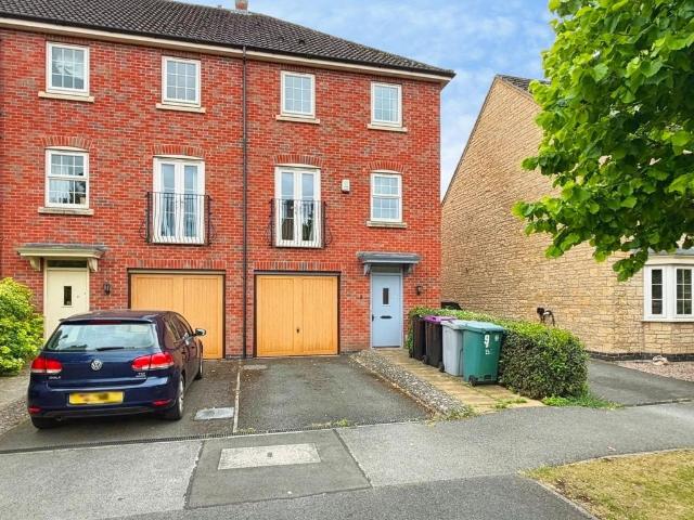4 bedroom terraced house for sale