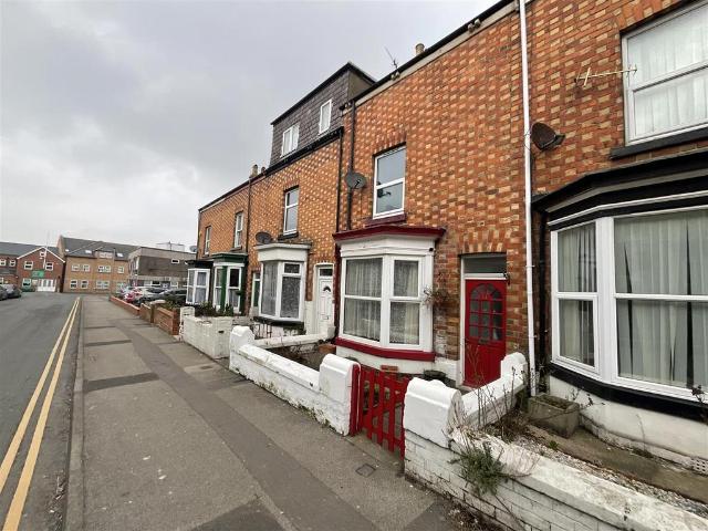 4 bedroom terraced house for sale