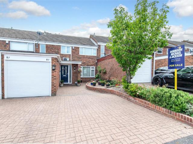 4 bedroom terraced house for sale