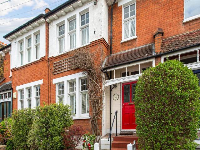 4 bedroom terraced house for sale
