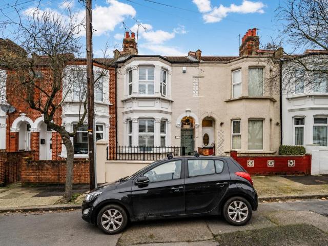 4 bedroom terraced house for sale