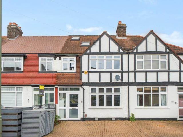 4 bedroom terraced house for sale