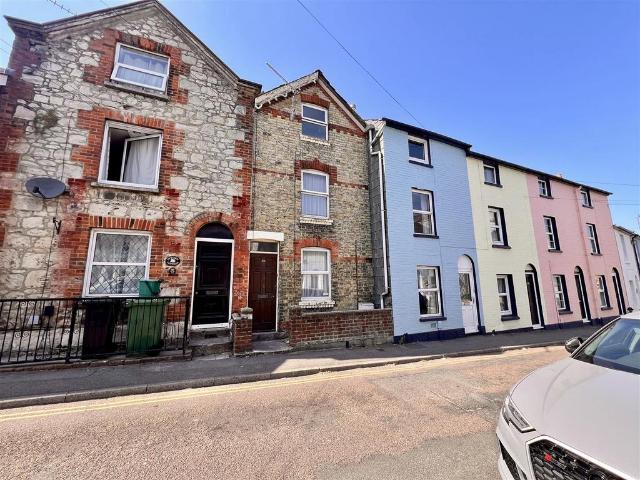 4 bedroom terraced house for sale