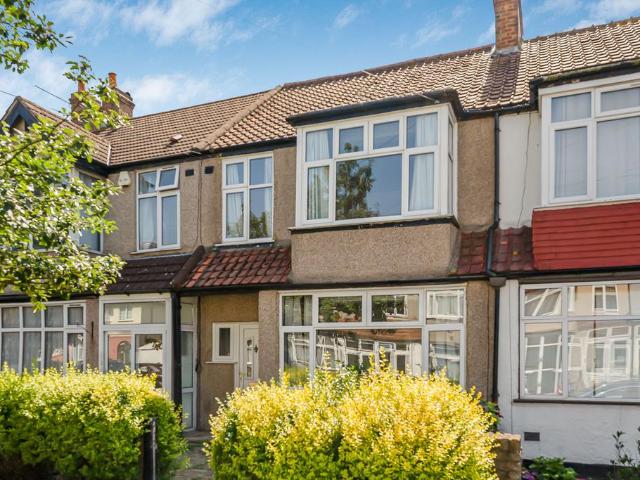 4 bedroom terraced house for sale