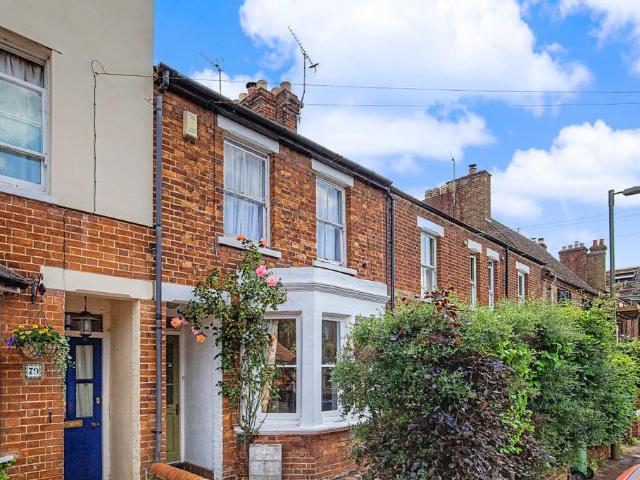 4 bedroom terraced house for sale