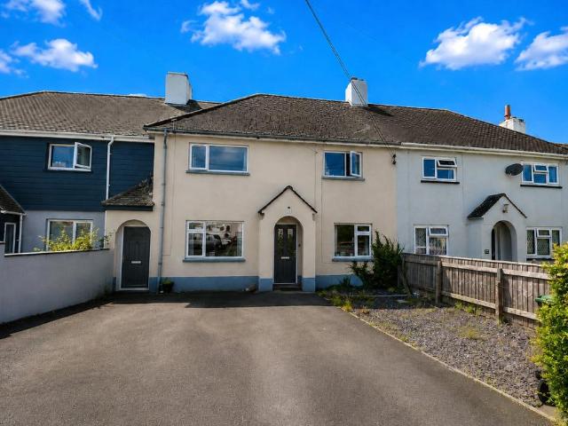 4 bedroom terraced house for sale