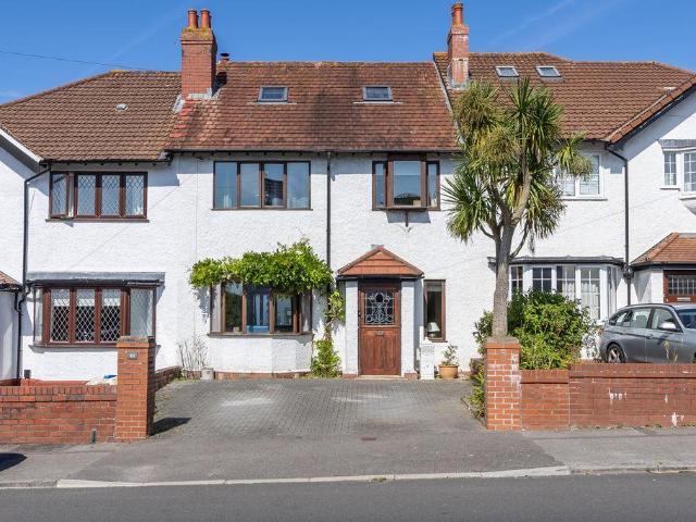 4 bedroom terraced house for sale