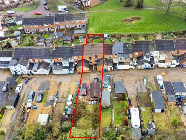 4 bedroom terraced house for sale