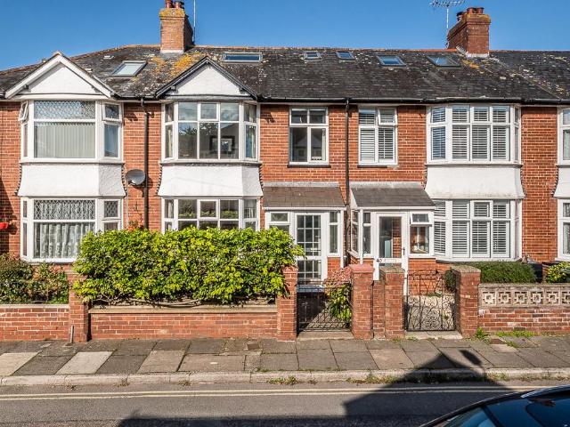 4 bedroom terraced house for sale