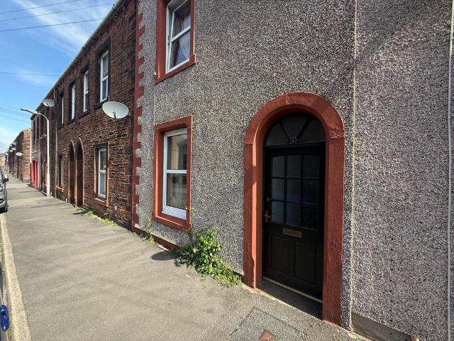 4 bedroom terraced house for sale