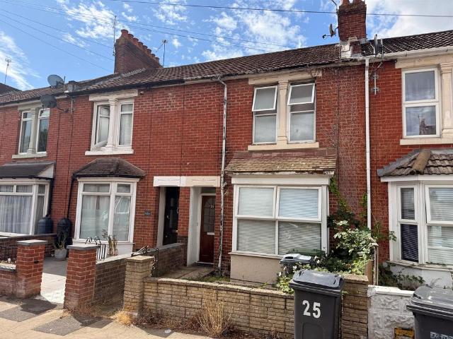 4 bedroom terraced house for sale