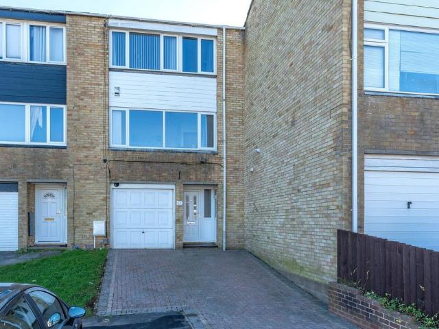 4 bedroom terraced house for sale