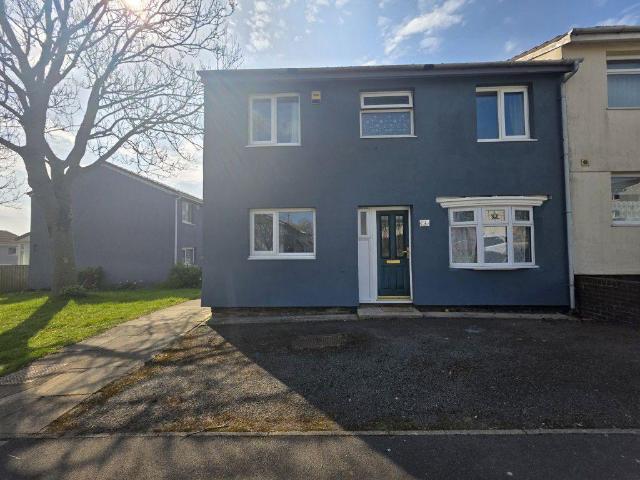 4 bedroom terraced house for sale
