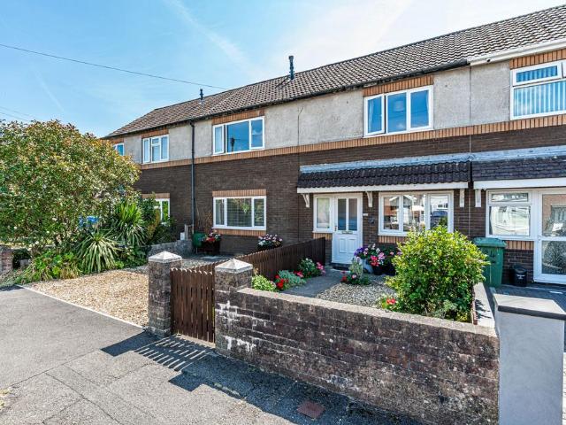 4 bedroom terraced house for sale