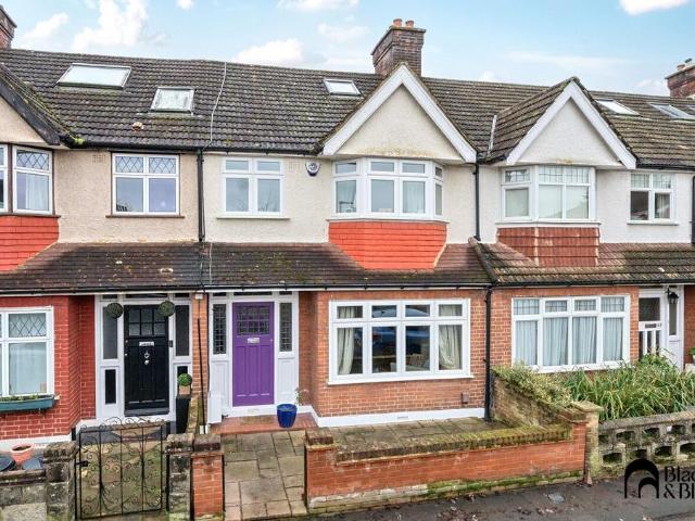 4 bedroom terraced house for sale