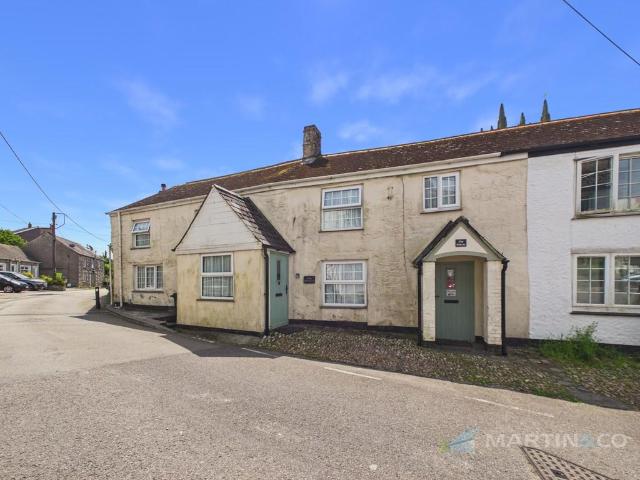 4 bedroom terraced house for sale
