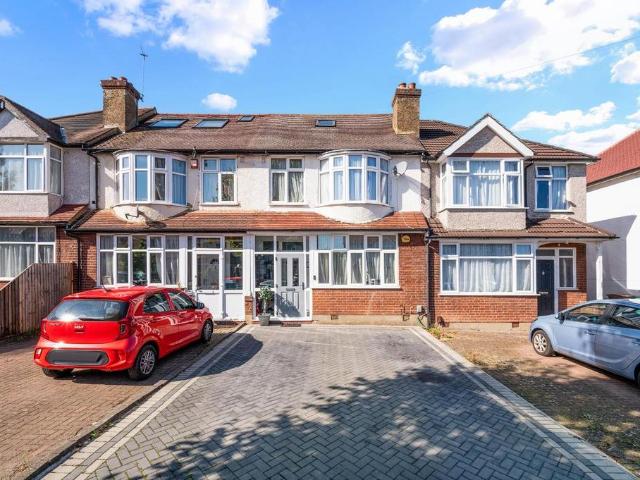 4 bedroom terraced house for sale