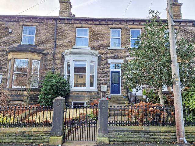 4 bedroom terraced house for sale