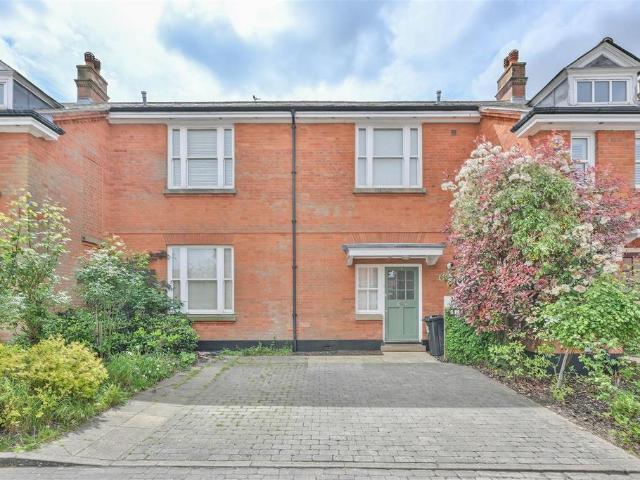 4 bedroom terraced house for sale