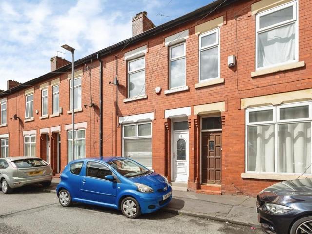 4 bedroom terraced house for sale