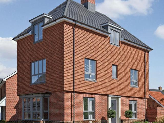 4 bedroom terraced house for sale