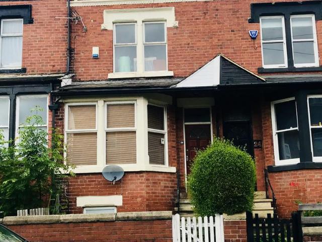 4 bedroom terraced house for sale