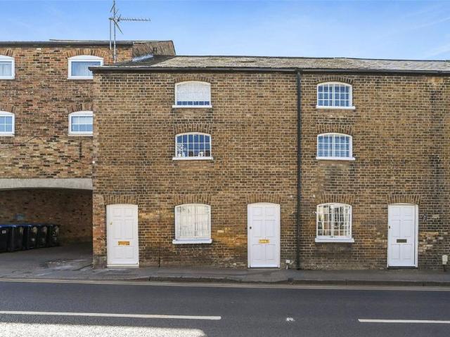 4 bedroom terraced house for sale