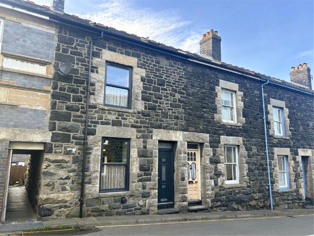 4 bedroom terraced house for sale
