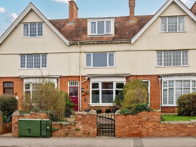 4 bedroom terraced house for sale