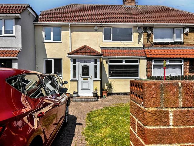 4 bedroom terraced house for sale