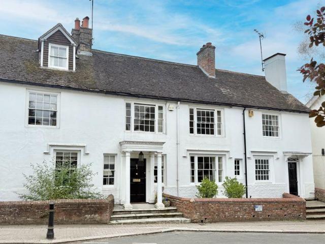 4 bedroom terraced house for sale
