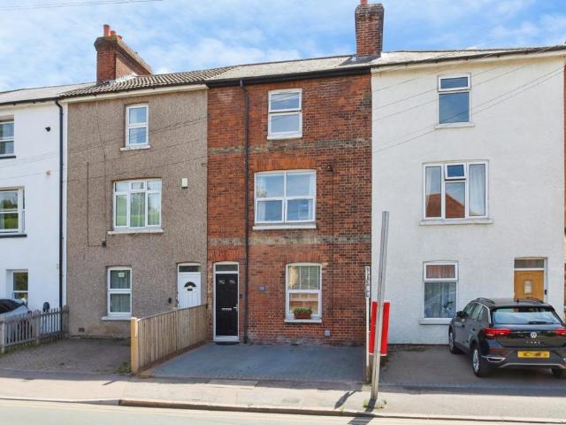 4 bedroom terraced house for sale