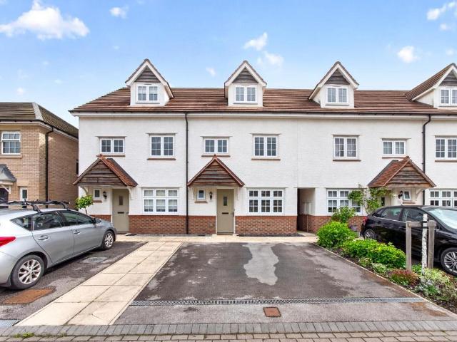 4 bedroom terraced house for sale