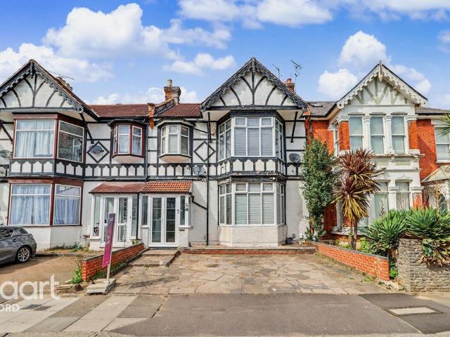 4 bedroom terraced house for sale